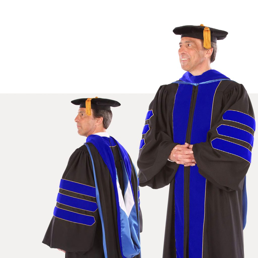 Commencement | Academic Regalia for Faculty/Staff